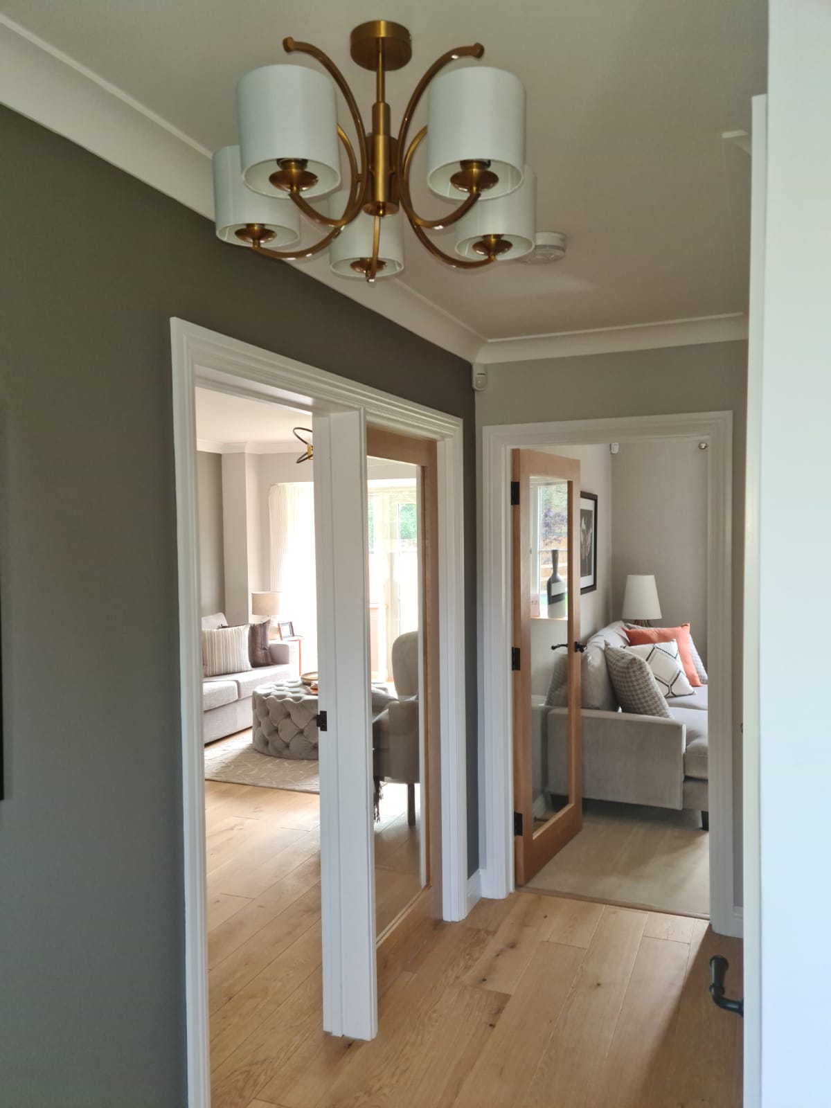 Interior Decorators in Oxford - LA Paint - 07787 238 395